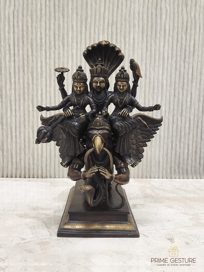 Vishnu Lakshmi with Garuda Idol – Auspicious Brass Murti